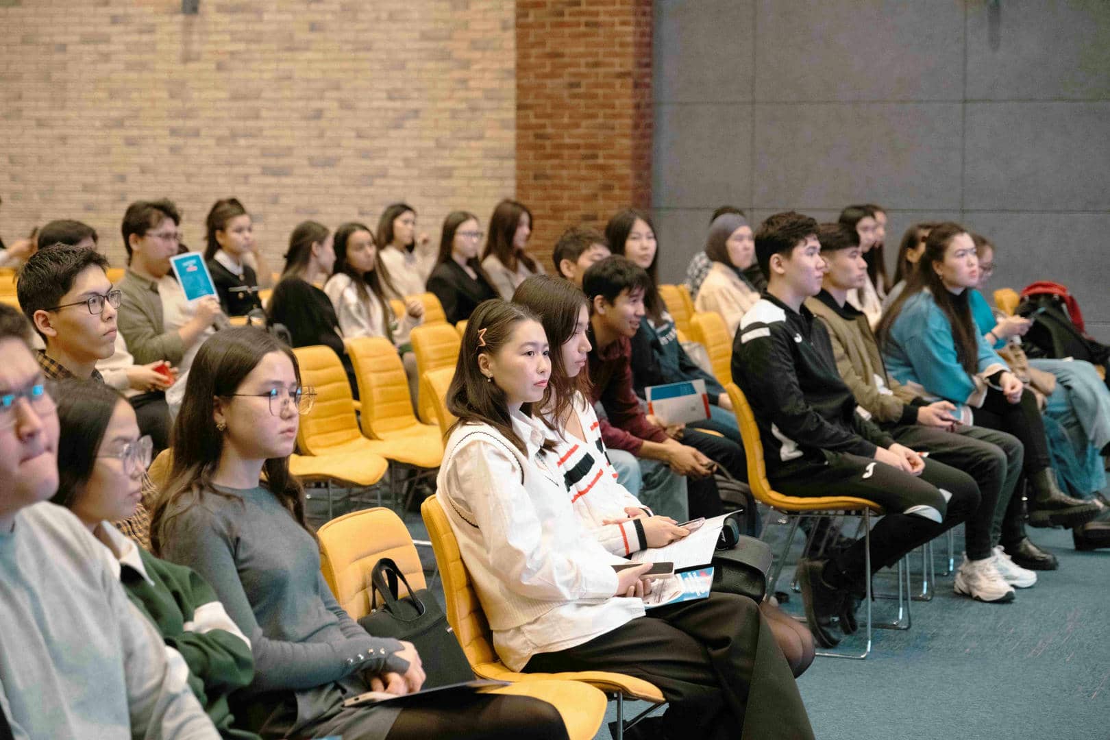 SDU students got acquainted with the process of admission and studying ...